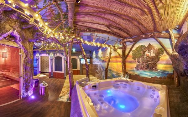 Eauzone Spa : Voyager aux 4 coins du monde - Coudekerque-j'achète